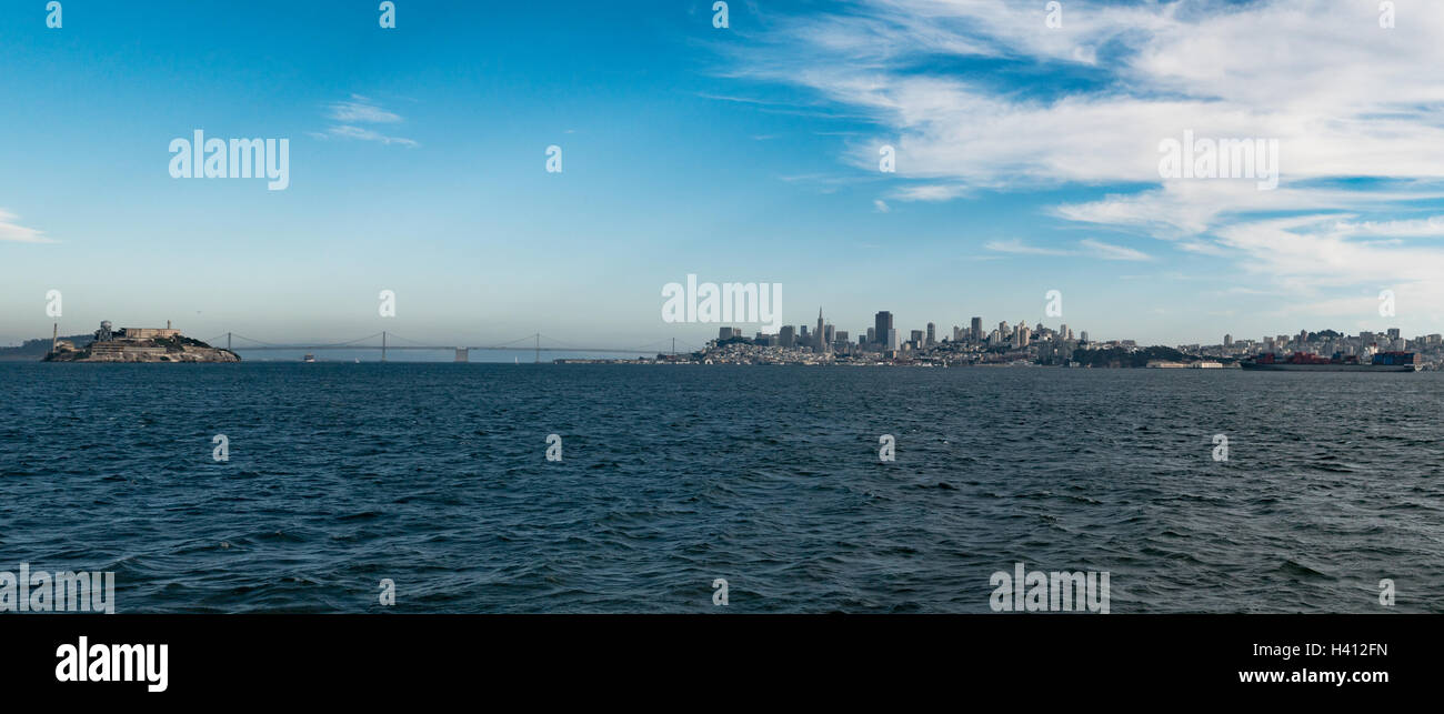Panorama of San Francisco skyline, Alcatraz and the Bay Bridge Stock ...