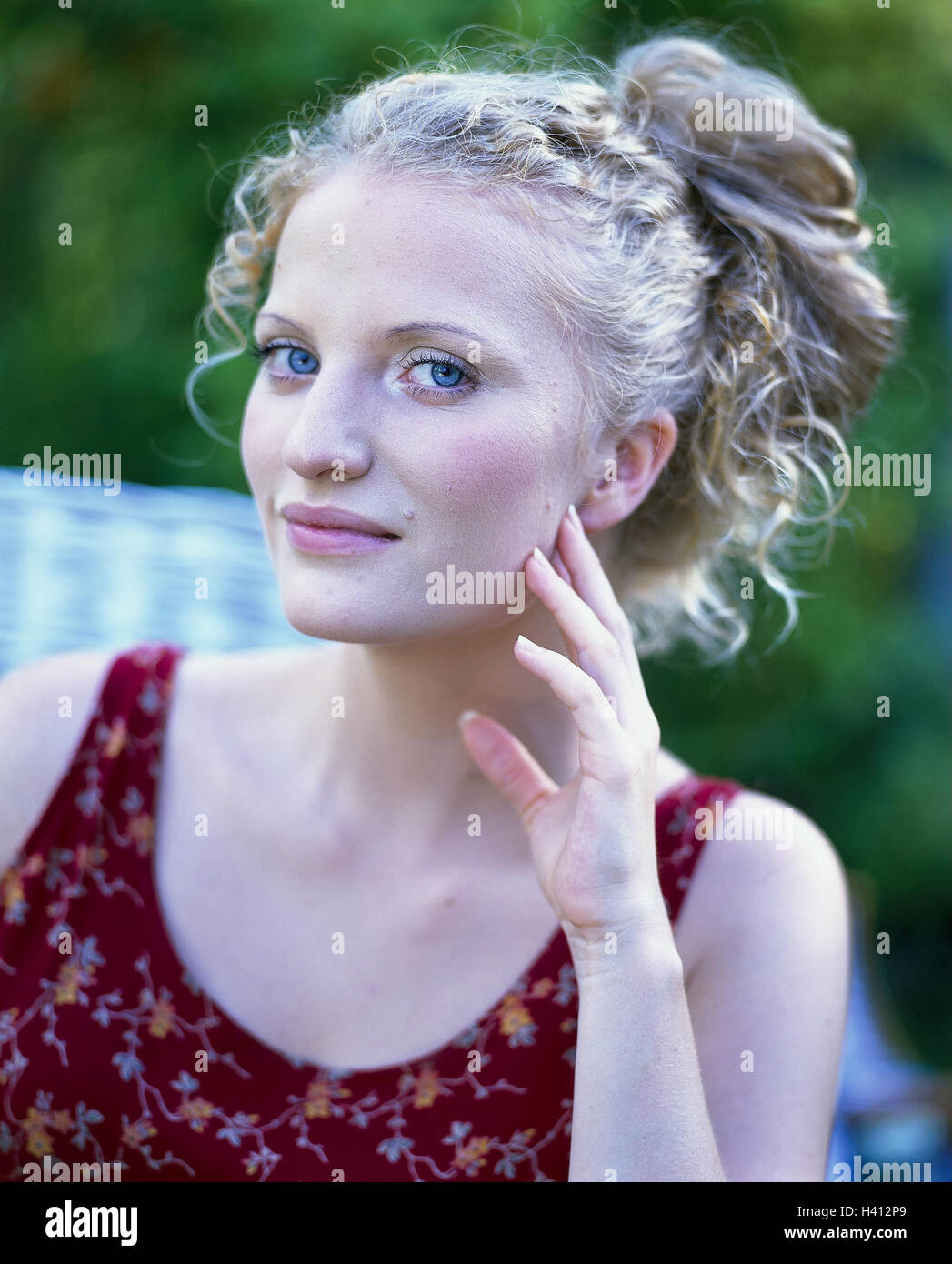 Woman, young, blond, portrait, model released, women's portrait ...