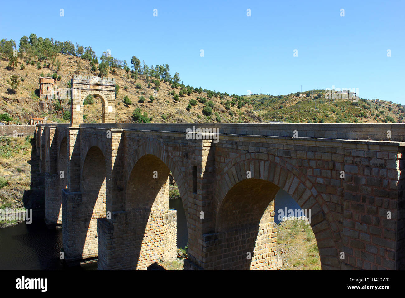 Alcantara Roman Bridge, Alcantara, Spain Stock Photo - Alamy