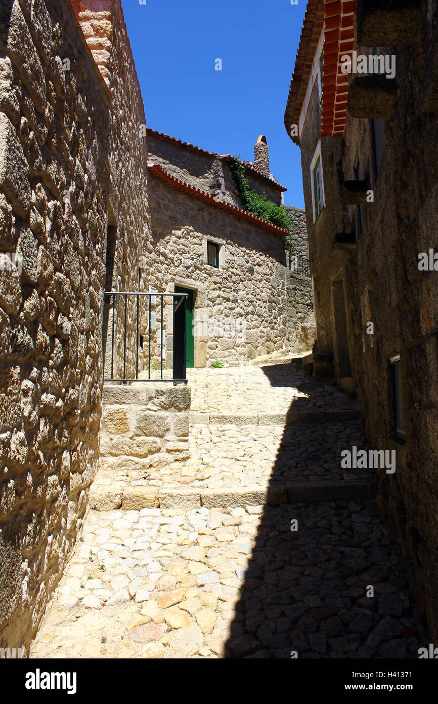 Medieval village of Monsanto, Portugal Stock Photo - Alamy
