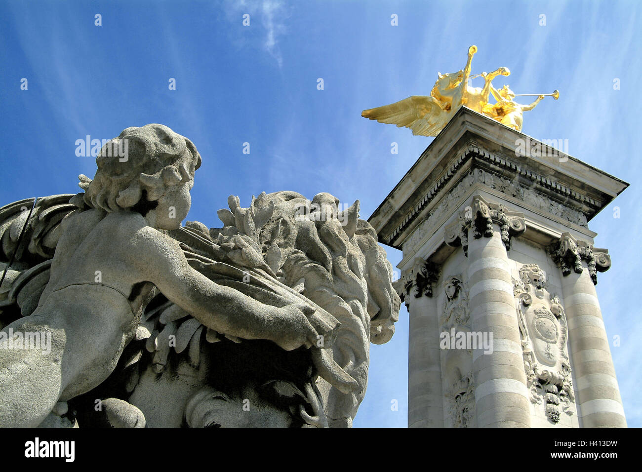 France, Paris, Pont Alexandre III, bridge input, pillar, sculpture ...