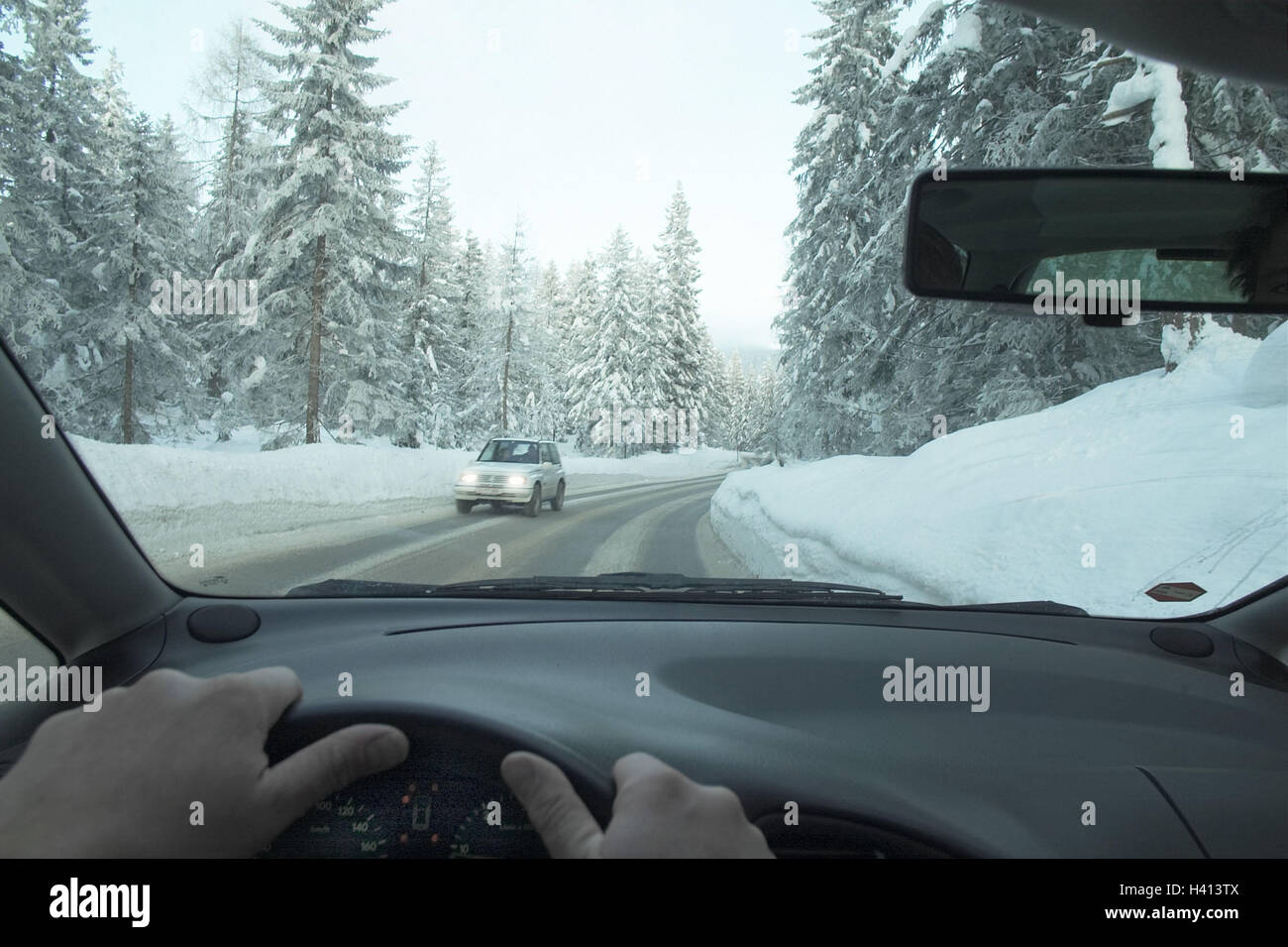 Two way car hi-res stock photography and images - Alamy