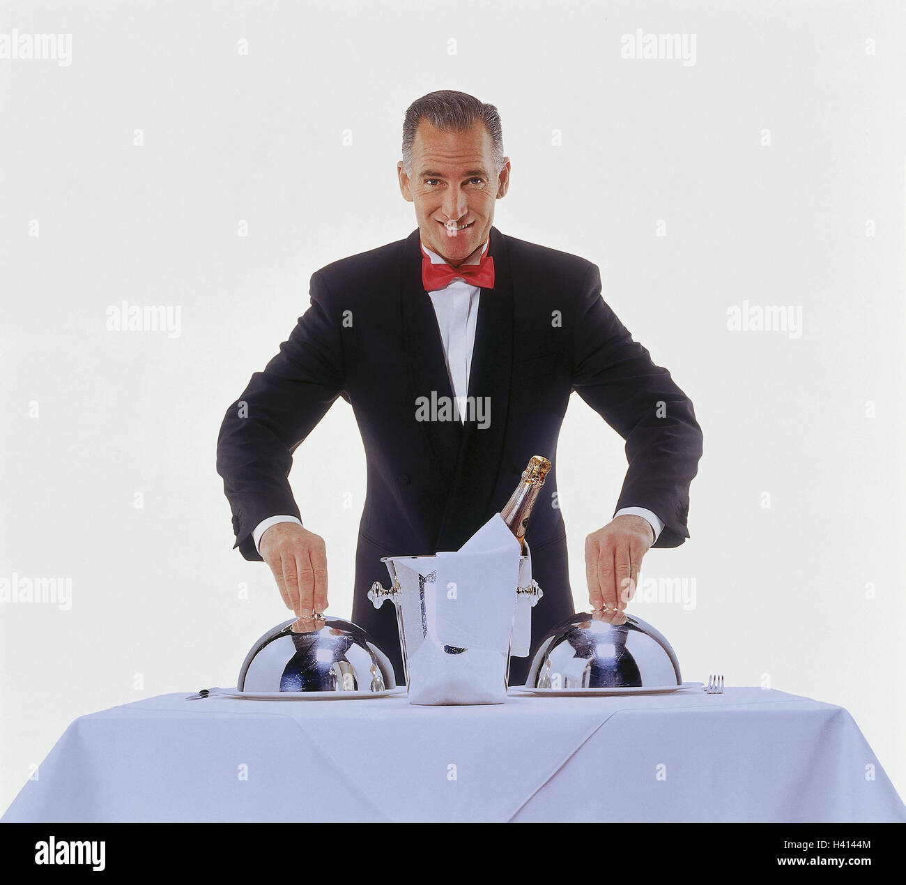 Waiters, middle old person, table, cloche, two, champagnes, professions ...