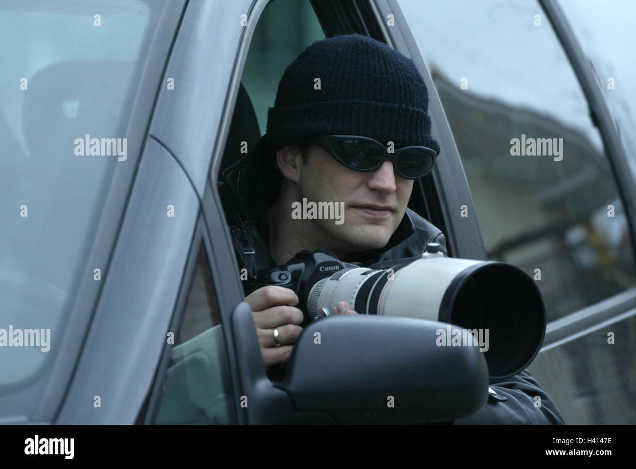 Car windows, detective, camera, take of a photo car, passenger car ...
