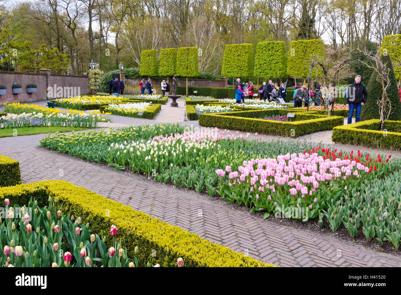 Visitors at Keukenhof garden in Lisse, Holland, Netherlands Stock Photo ...