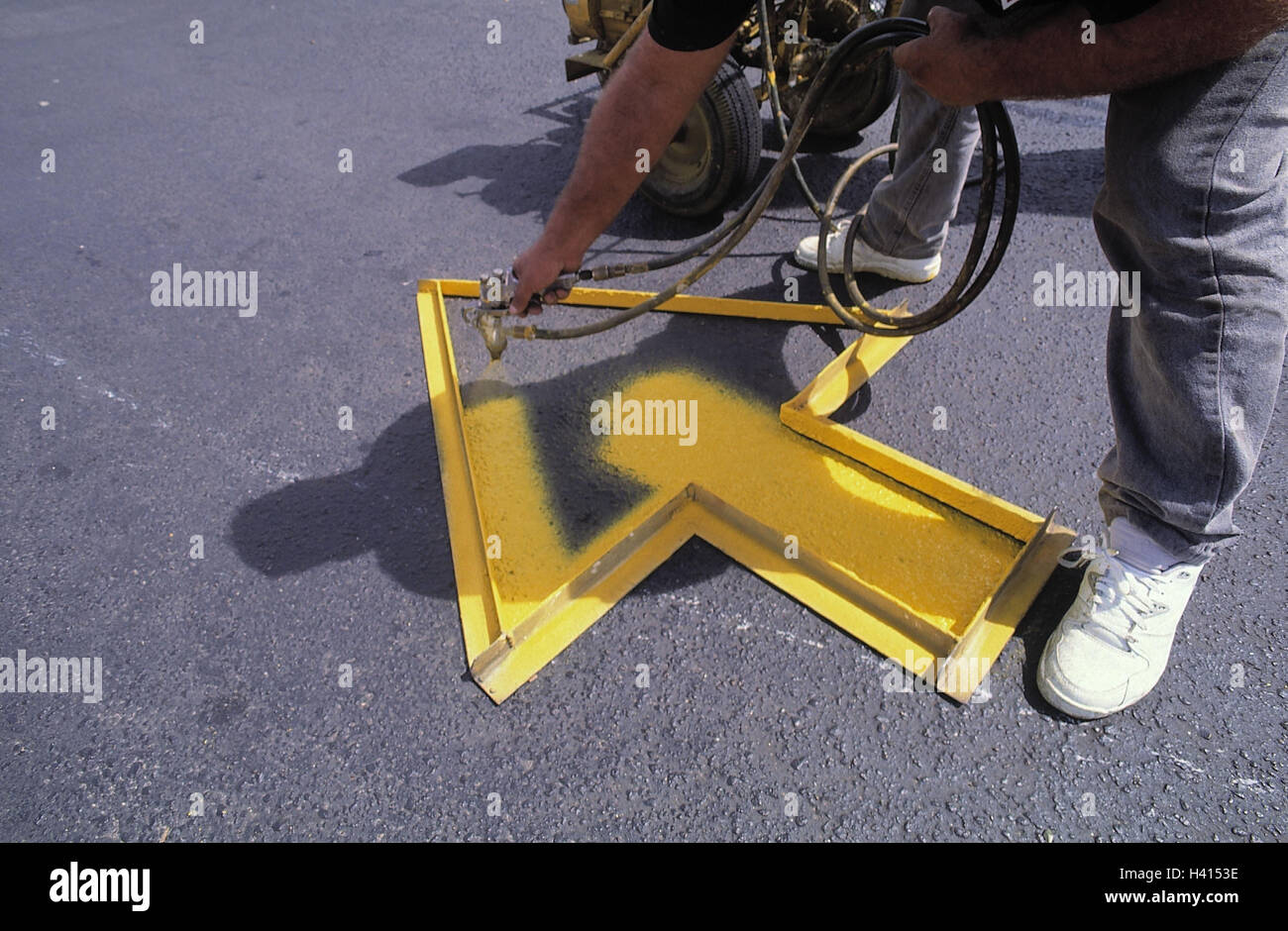 Street, worker, arrow, spray, detail, outside, selection, yellow ...