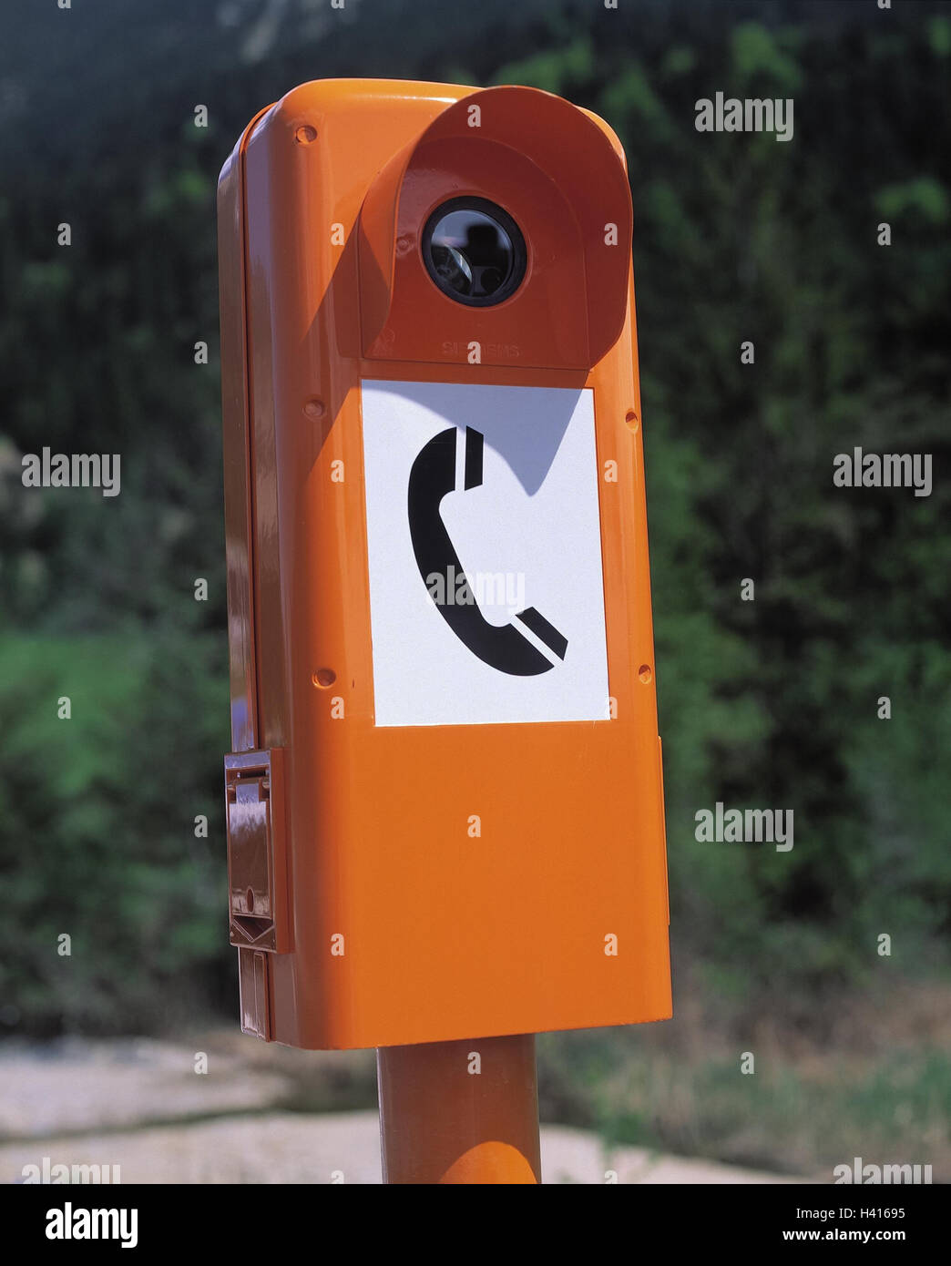 Roadside, emergency call pillar, breakdown, breakdown service ...