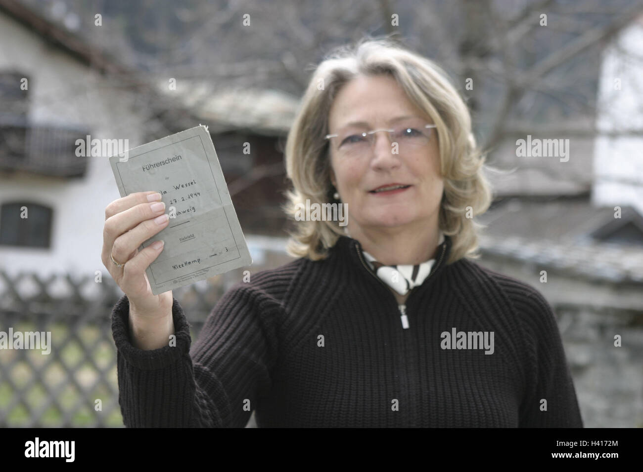 Woman, driving licence, point, smile, portrait, 60 years, Best Age ...