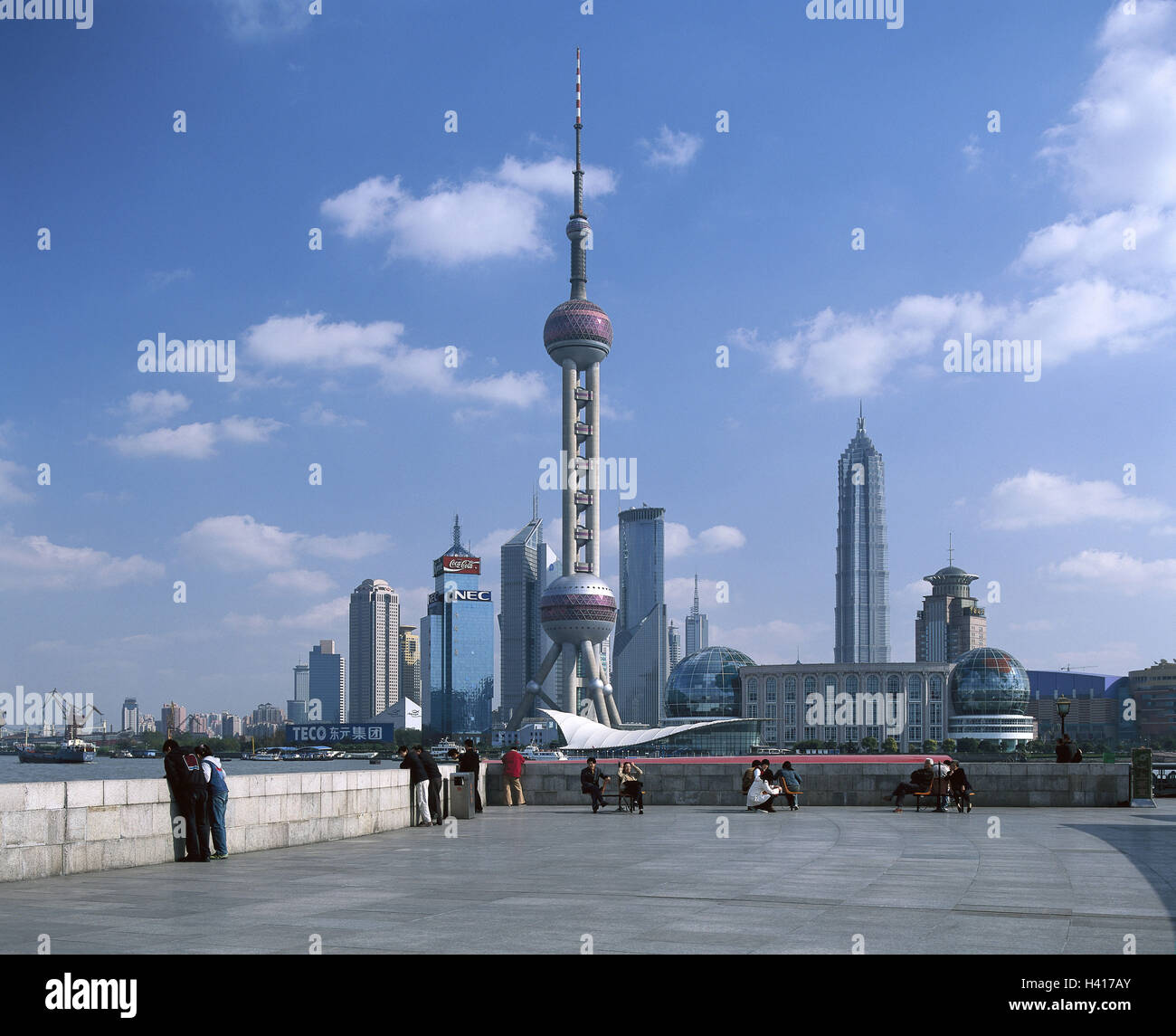 Shanghai china 1990 hi-res stock photography and images - Alamy