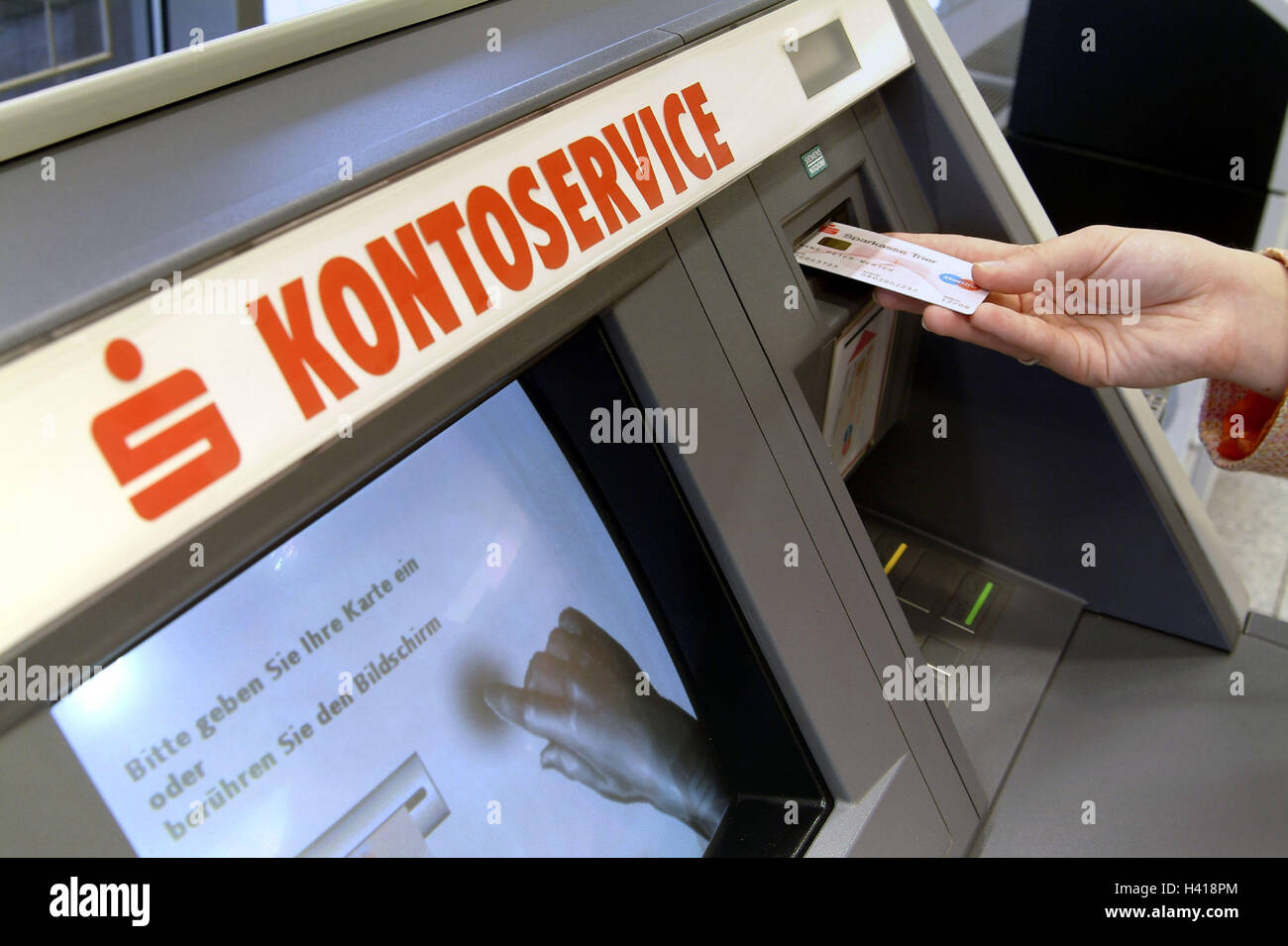 Bank vending machine, account services, Customer, card, detail ...