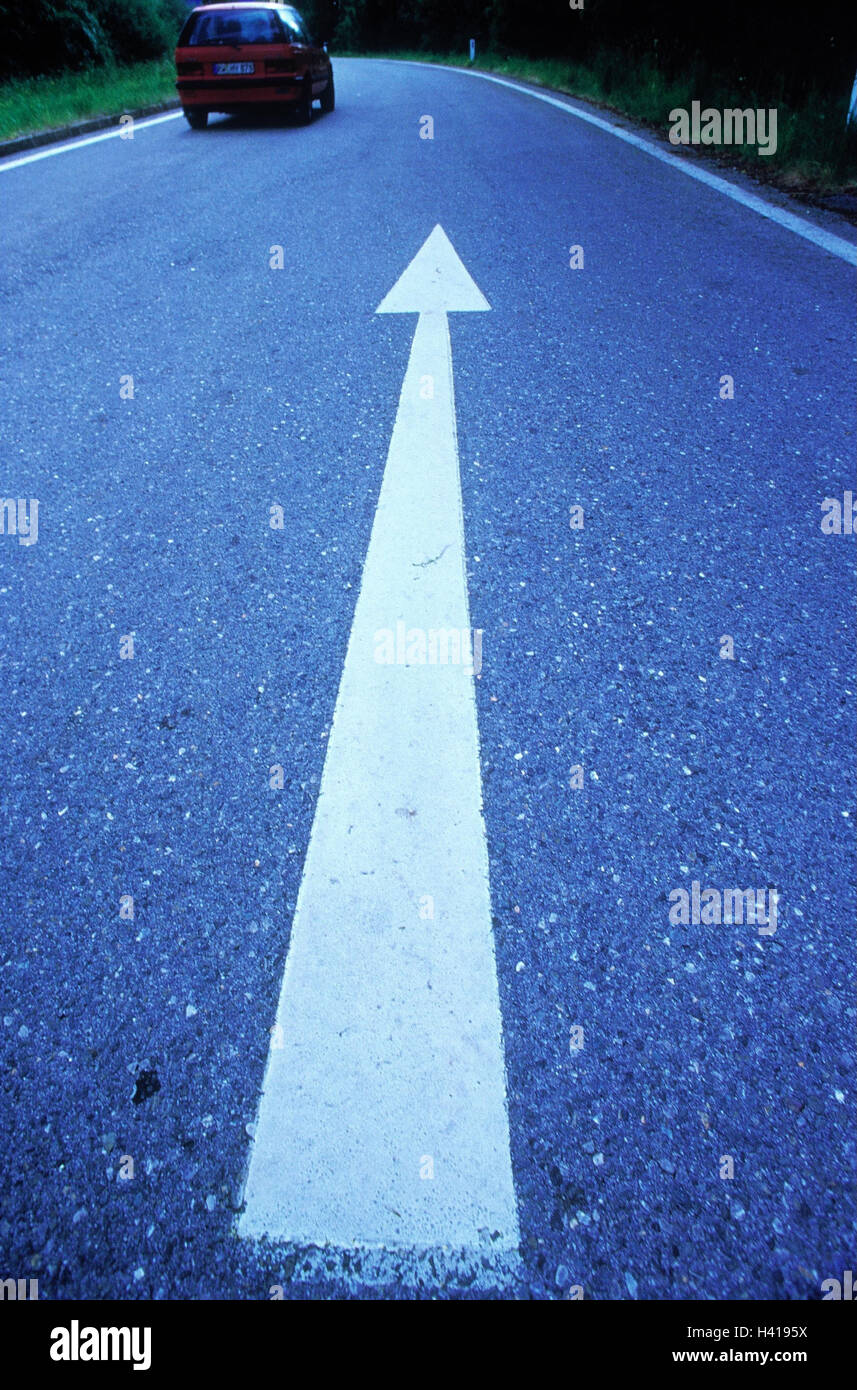 Arrow tip hi-res stock photography and images - Alamy