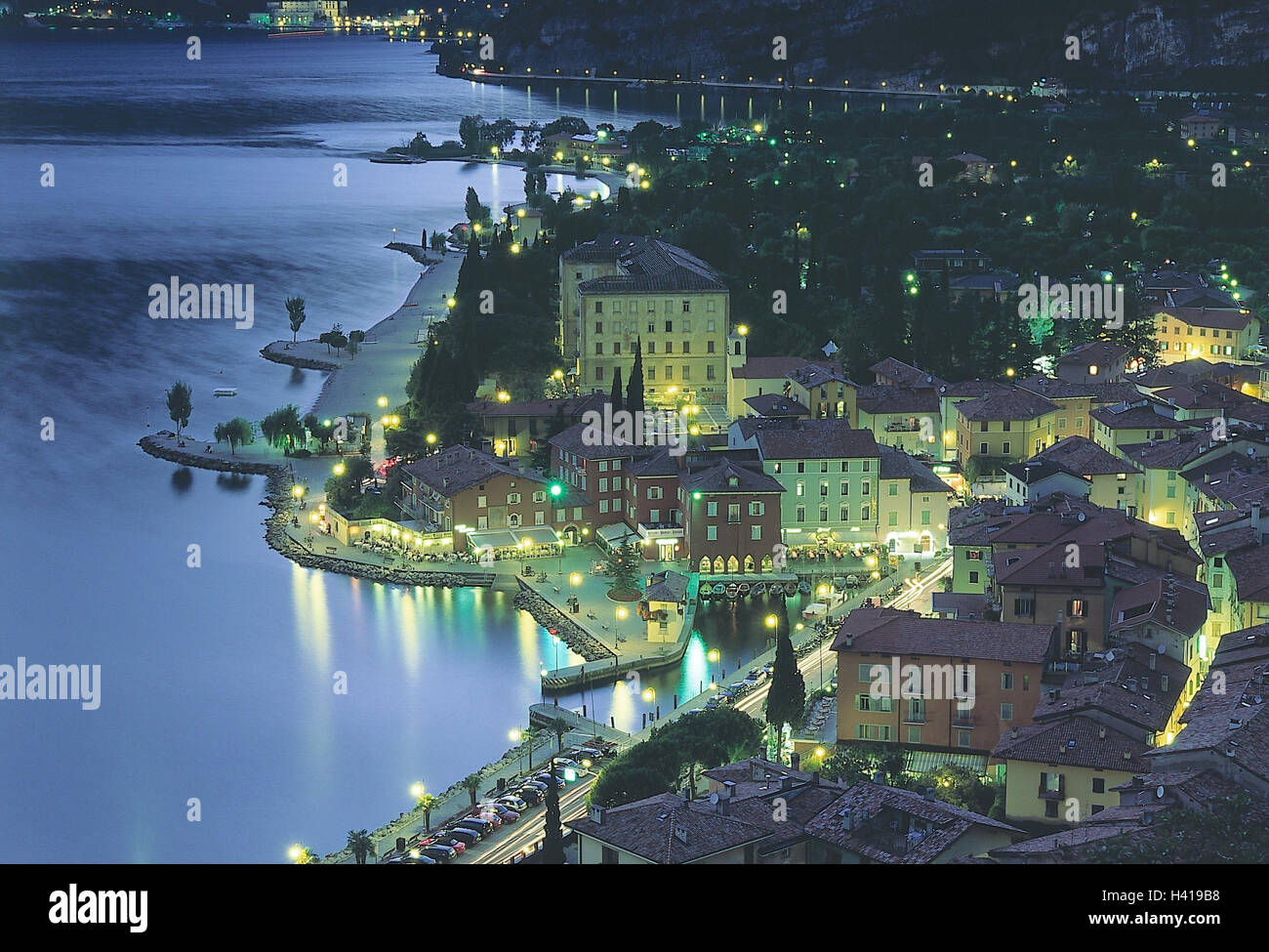 Italy, Gardasee, Torbole, local overview, night, outside, Lago Tu Garda ...