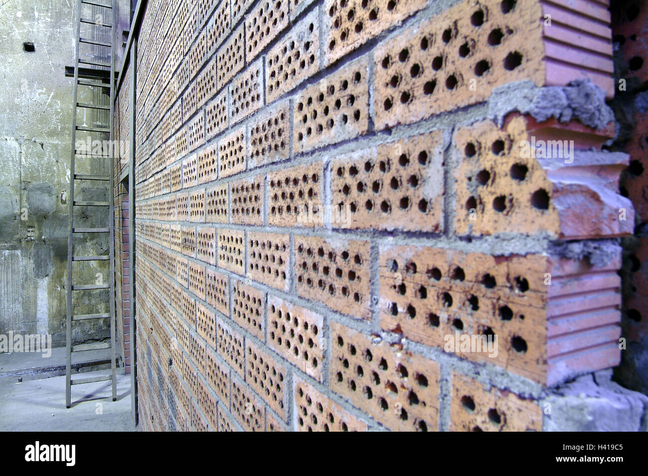 Defensive wall clay brick hi-res stock photography and images - Alamy