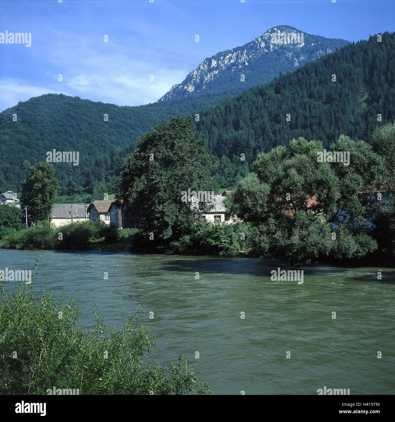 Slovakia, Tatragebirge, Liptovsky Mikulas, local view, river, Europe ...