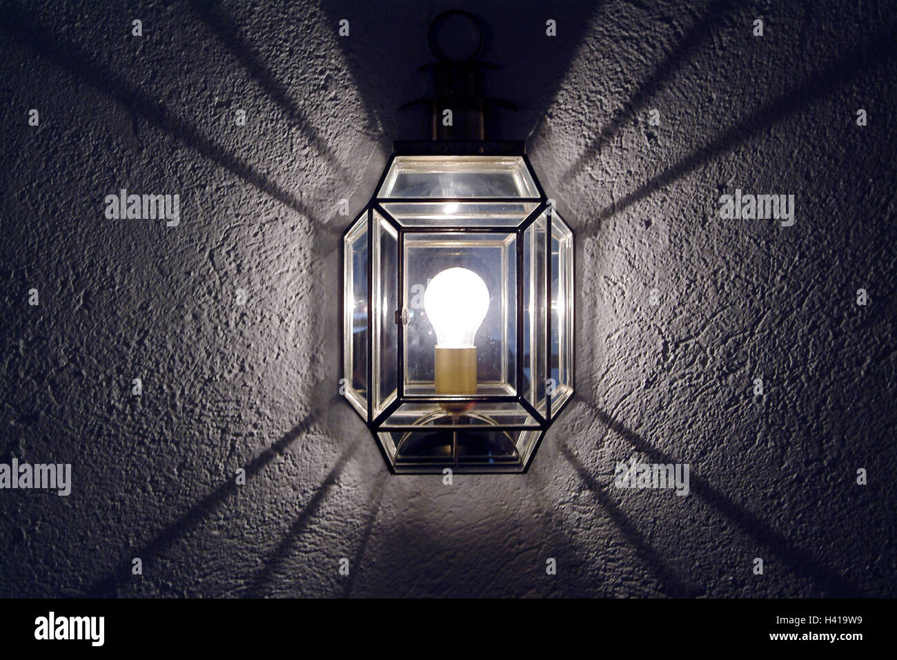 House wall, lamp, light, shadows, House wall, house, wall, wall, wall ...