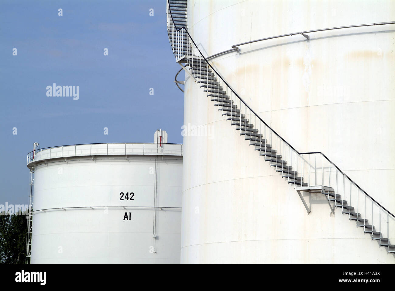 Germany, Hessen, home Flörs in, the Main, tank farm, shell, Europe ...