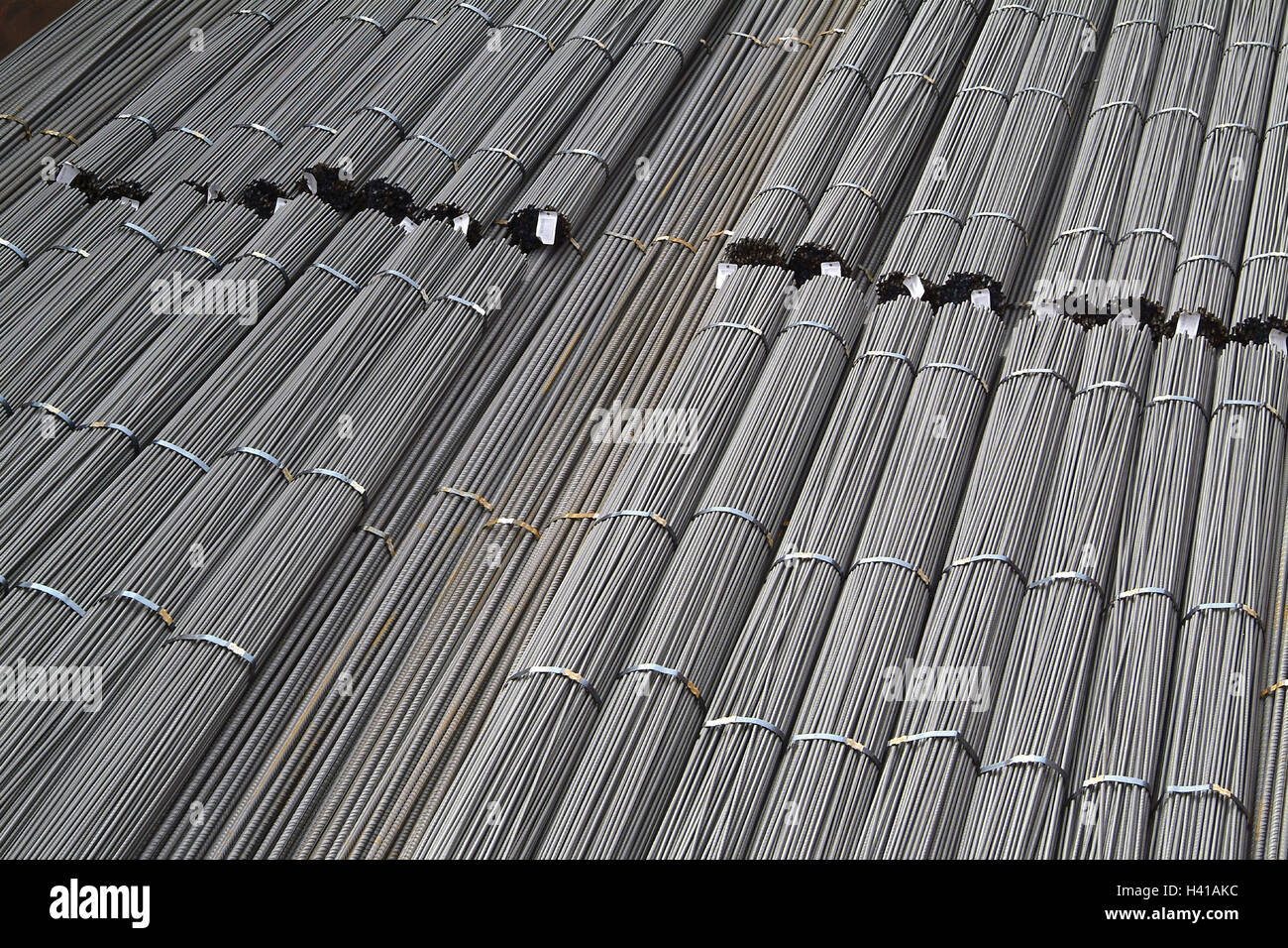 Ironworks, storage, reinforcing steel, bundled up, detail, overview ...