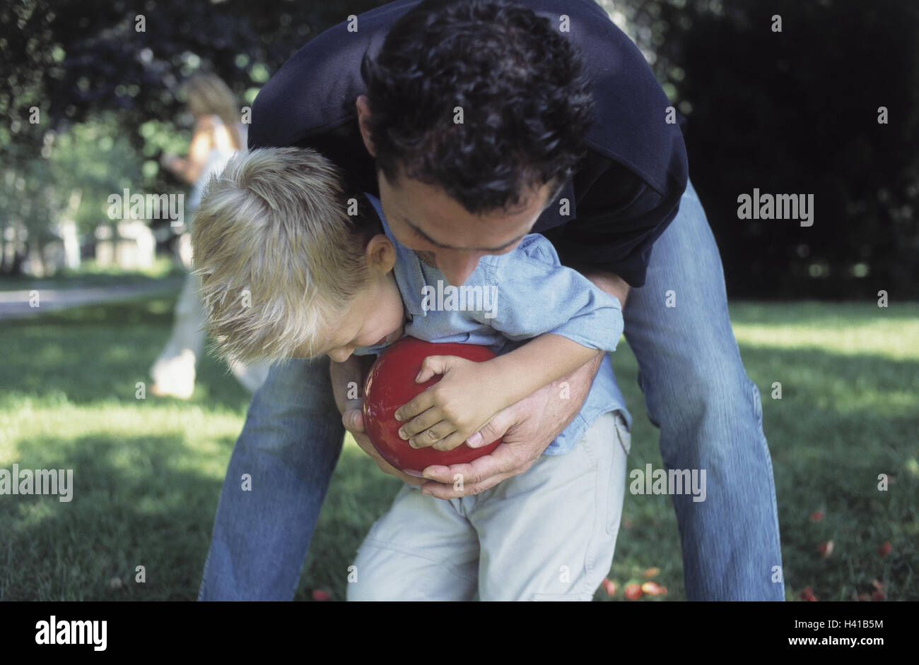 Meadow, father, boy, to ball games, Rangelei, outside, man, detail, son ...