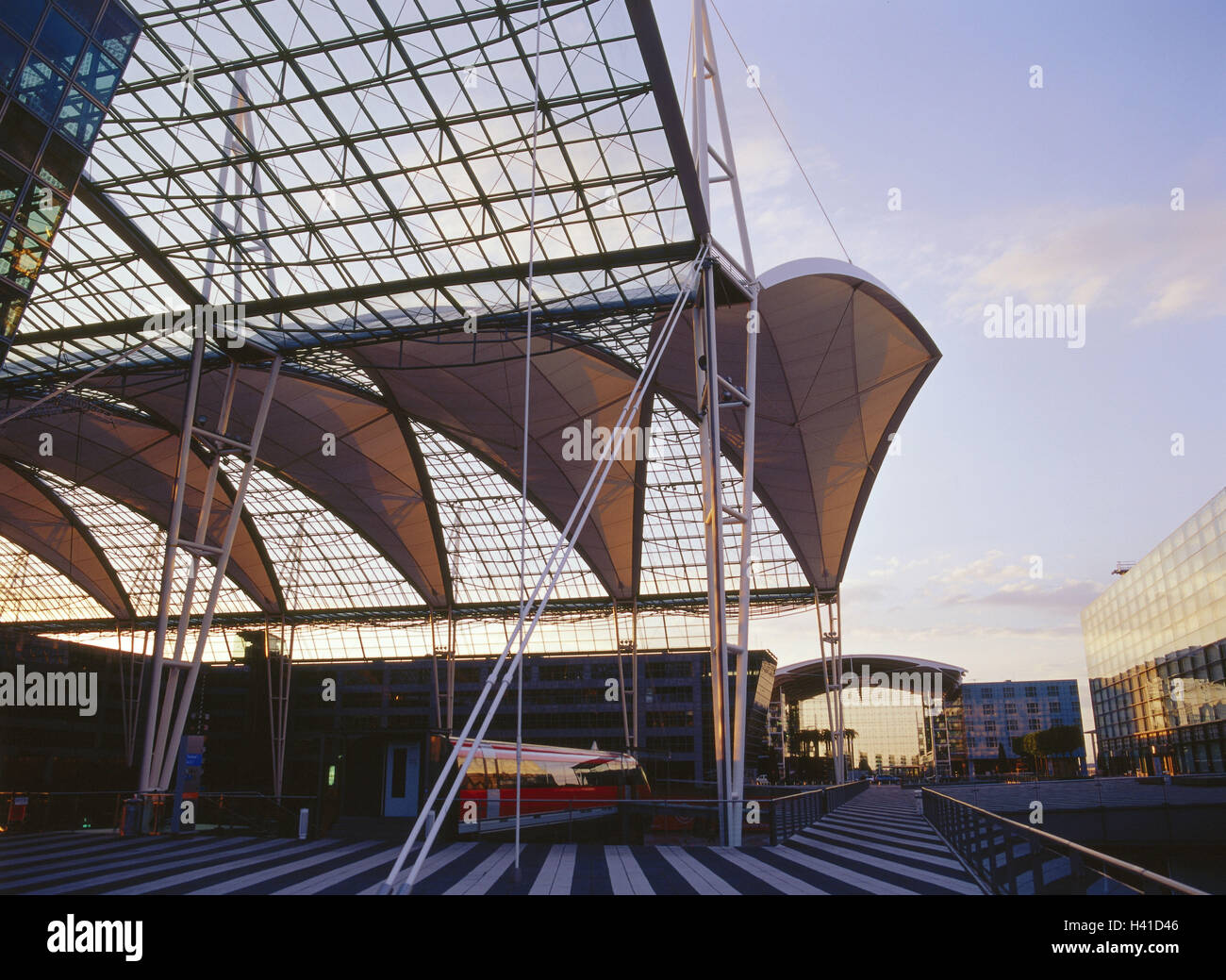 Germany, Bavaria, Munich, airport Franz Joseph Strauss, terminal 2 ...