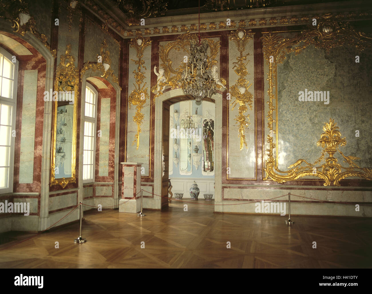 Rundale castle golden hall hi-res stock photography and images - Alamy