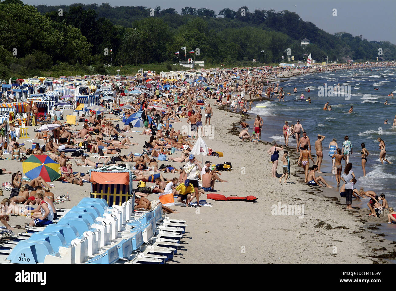 Germany, Schleswig - Holstein, Timmendorfer beach, bathers, Europe ...