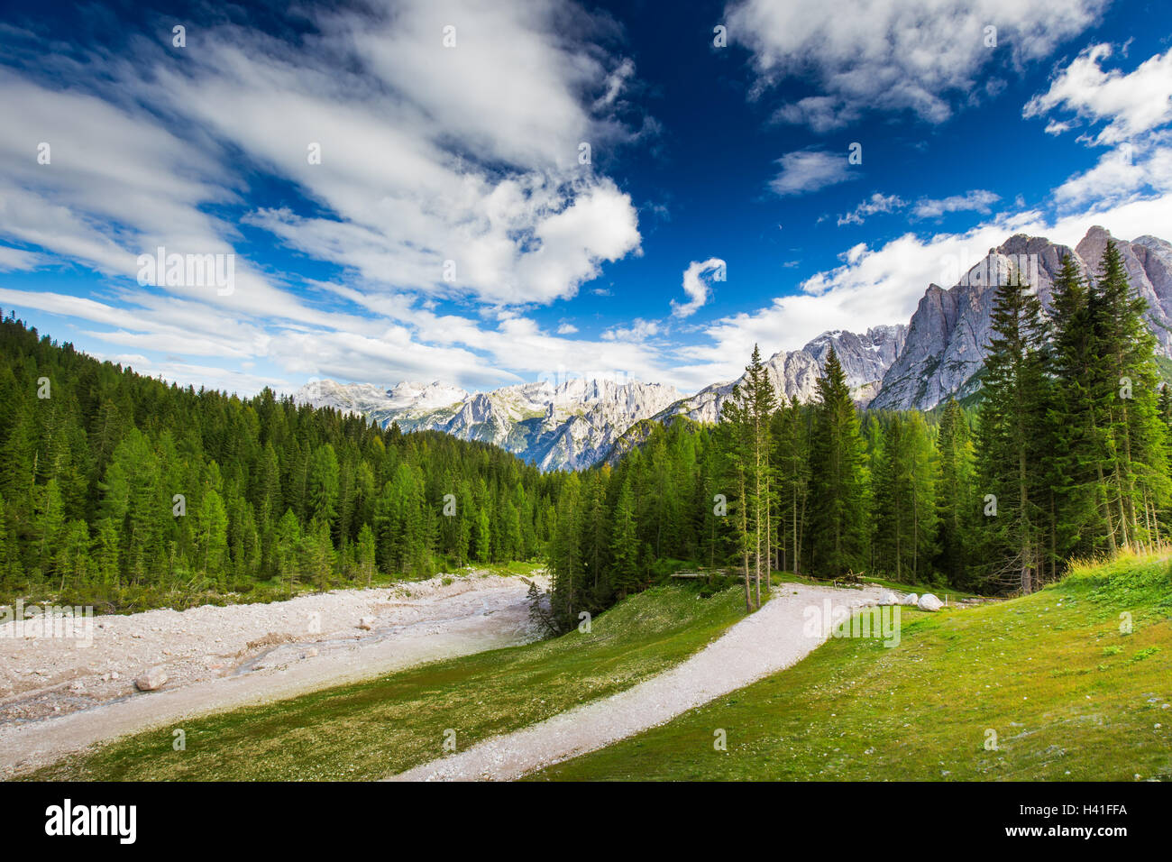 Beautiful landscape italy dolomites hi-res stock photography and images ...
