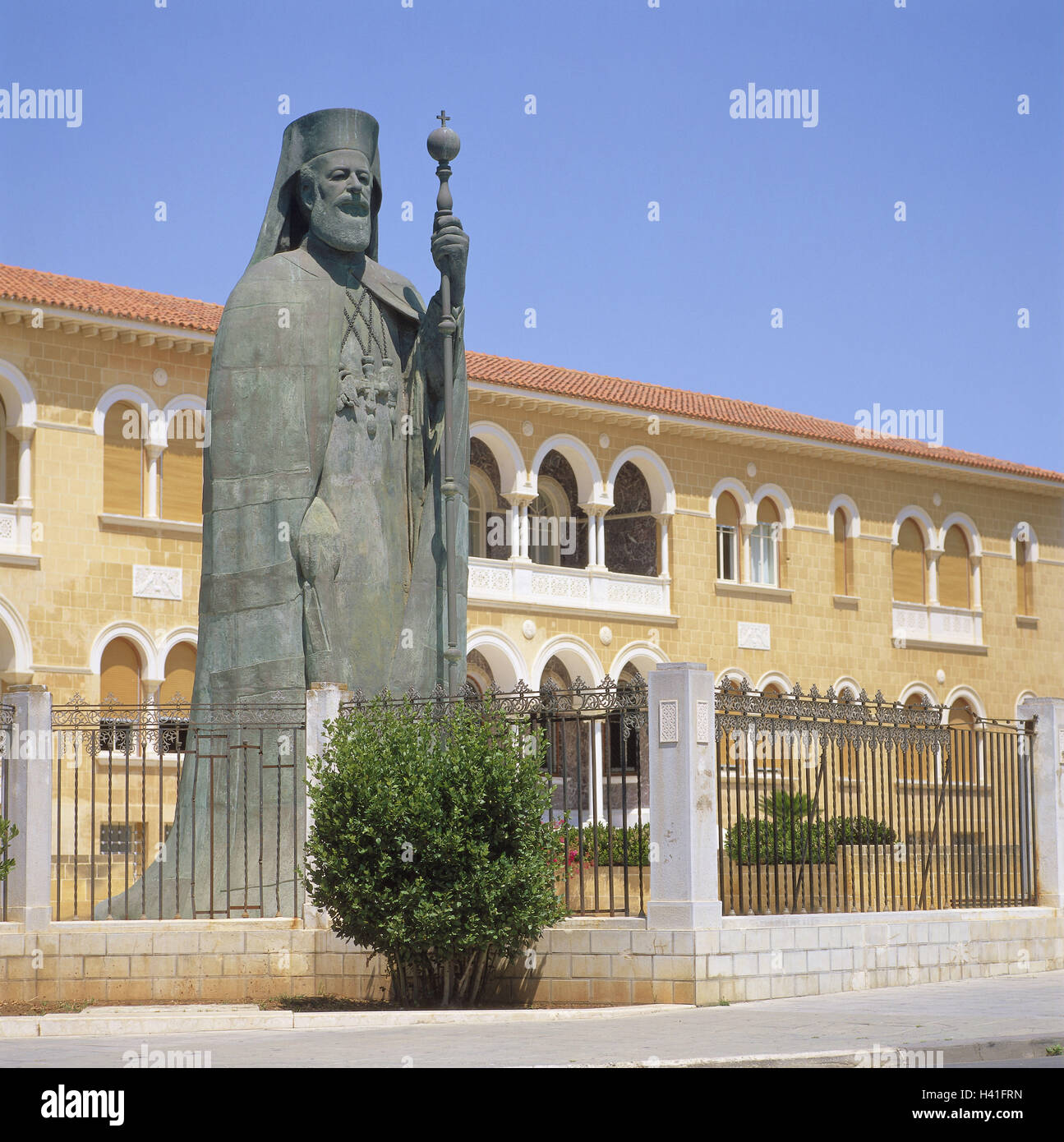 Cyprus, in Greek, Nicosia, Old Town, monument archbishop Makario III ...