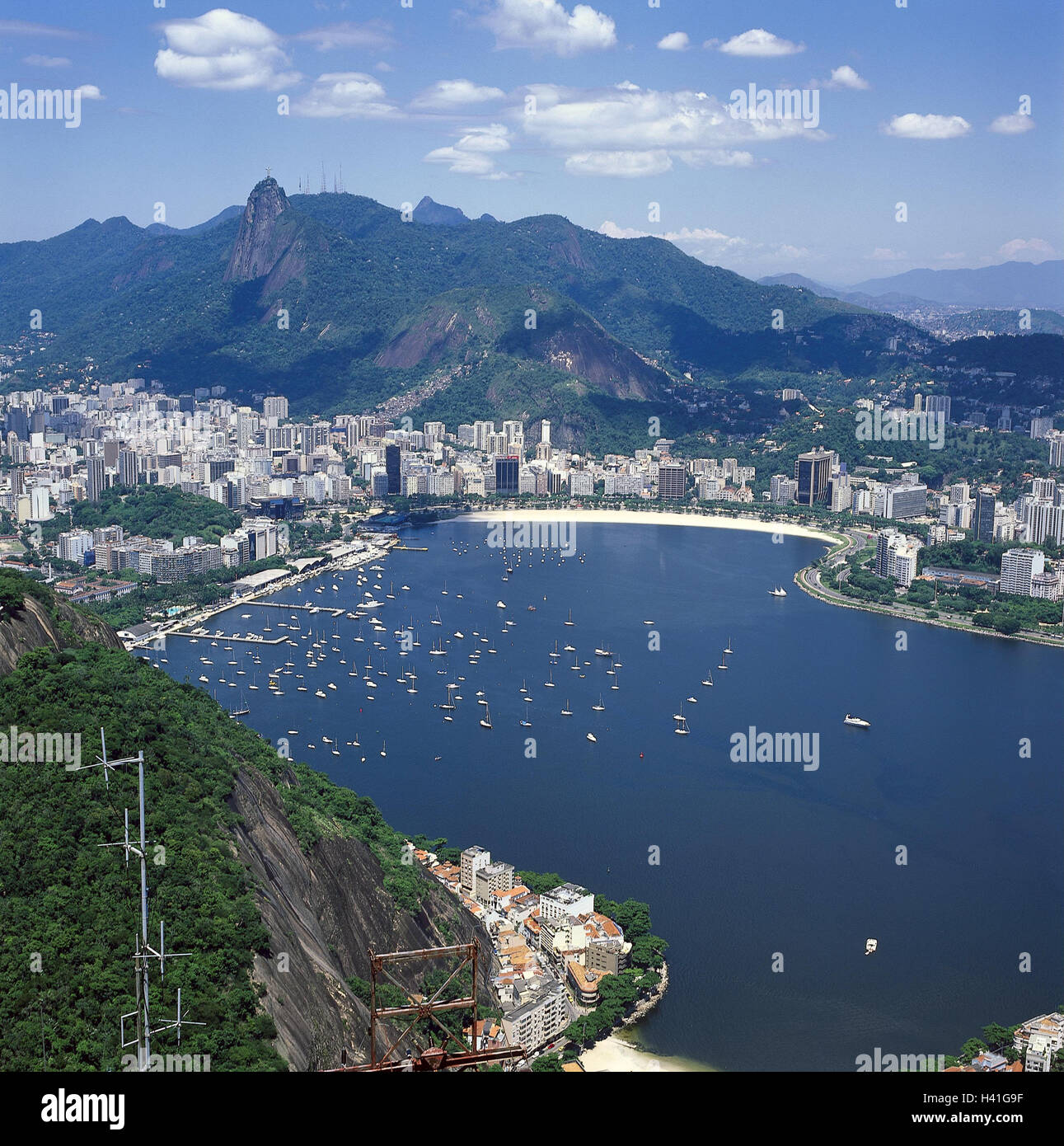 Brazil, Rio de Janeiro, town overview, Baia de Botafogo, Corcovado ...