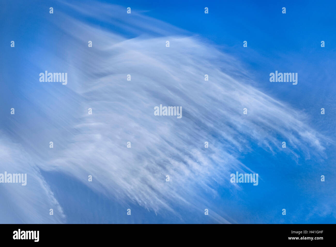 Cirrus clouds weather hi-res stock photography and images - Alamy