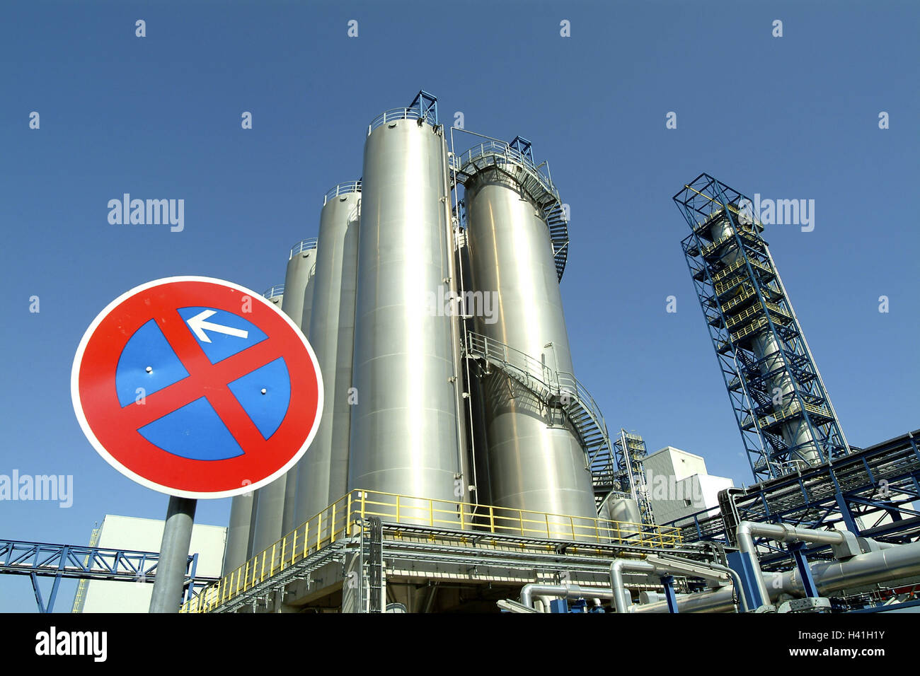 Refinery plant, warehouse tanks, refinery, industrial plant, crude oil ...