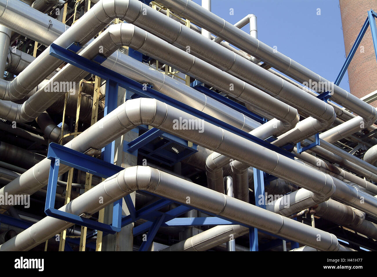 Refinery plant, detail, to pipe, circuits, from below, petroleum ...