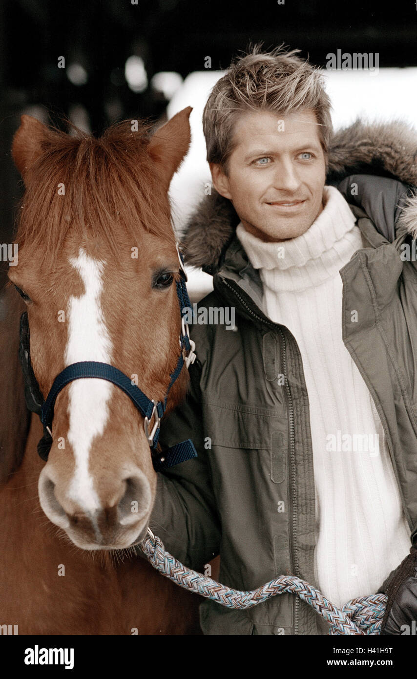 Man, horse, rein, hold, smile, half portrait, blond, 33 years, course ...