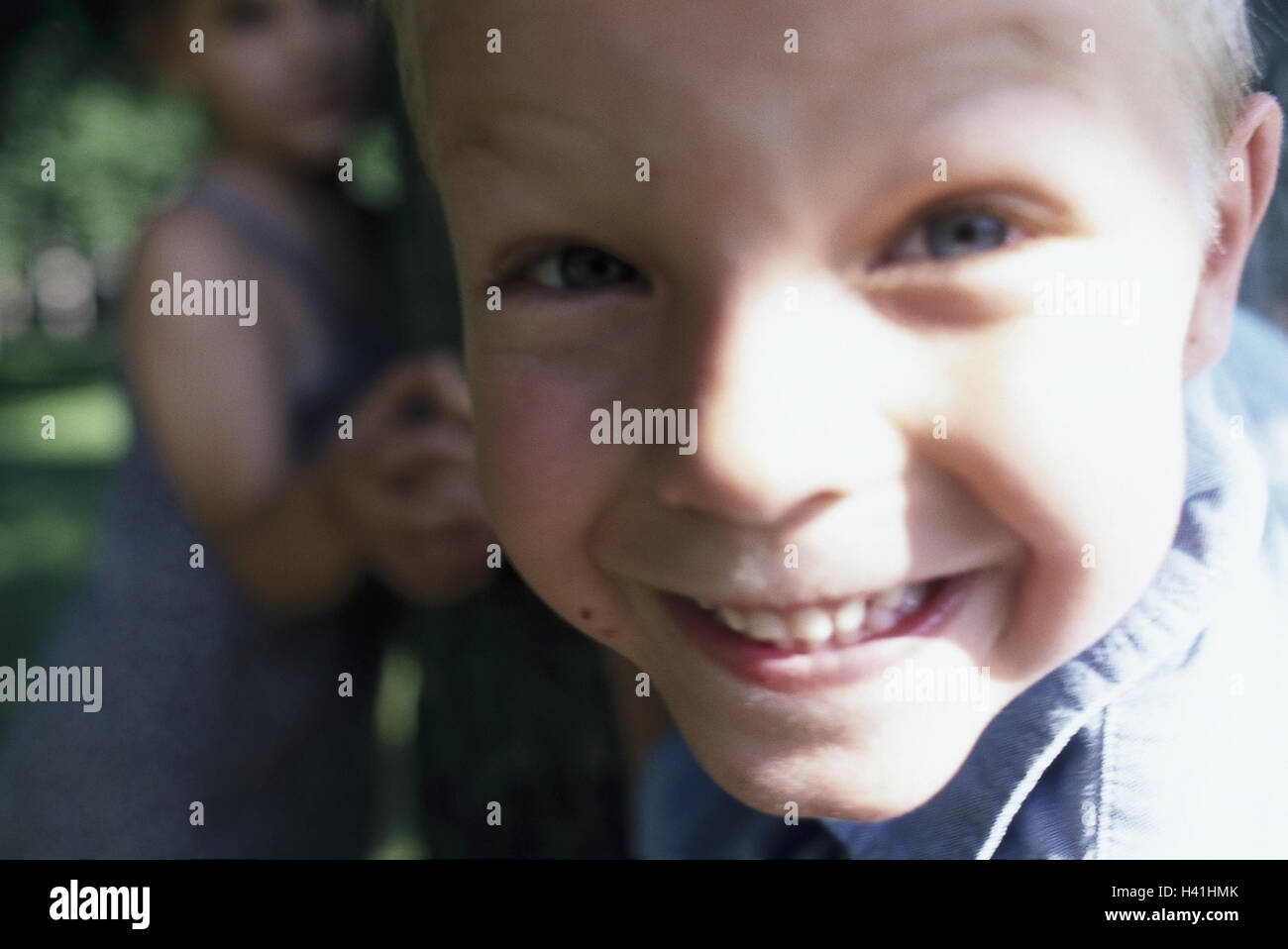 Girls, tree, hide, boy, grimace, grin, detail, blur model released ...