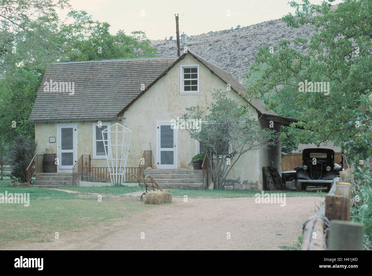 The USA, Colorado, farm house America, house, residential house ...