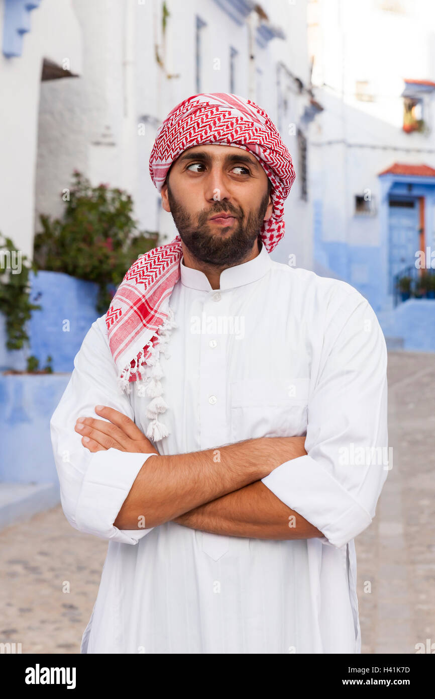 young arabic man Stock Photo - Alamy