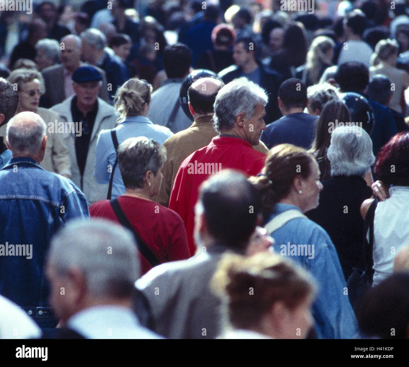 Town, crowd people, pedestrian!!! ONLY EDITORIALLY!!! Footpath, passer ...