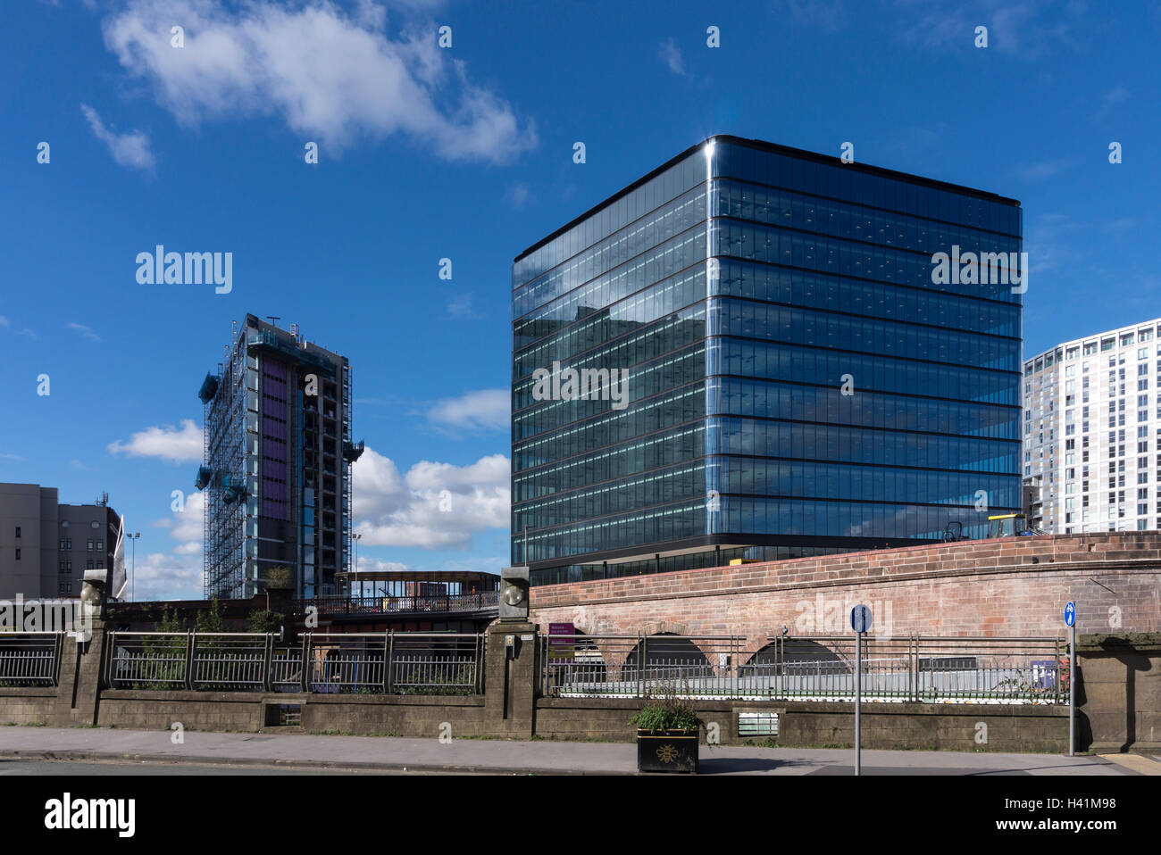 Citysuites and Embankment Developments in Manchester Stock Photo - Alamy