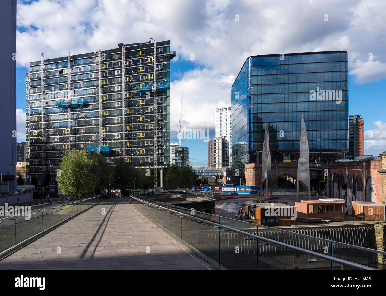Citysuites and Embankment Developments in Manchester Stock Photo - Alamy