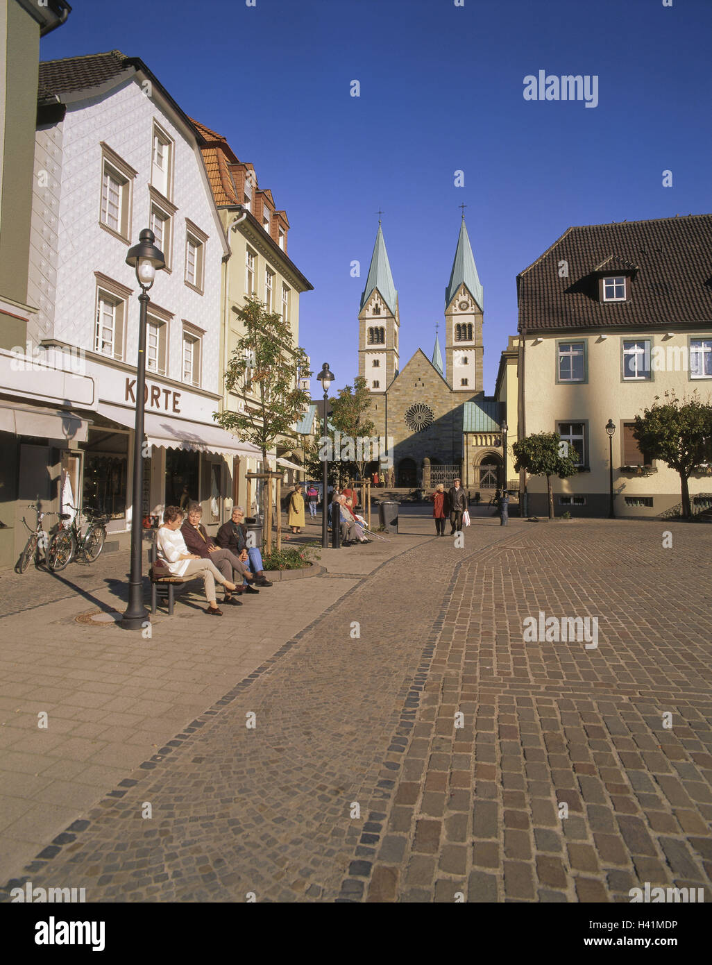 Germany, North Rhine-Westphalia, Werl, marketplace, basilica, Europe ...