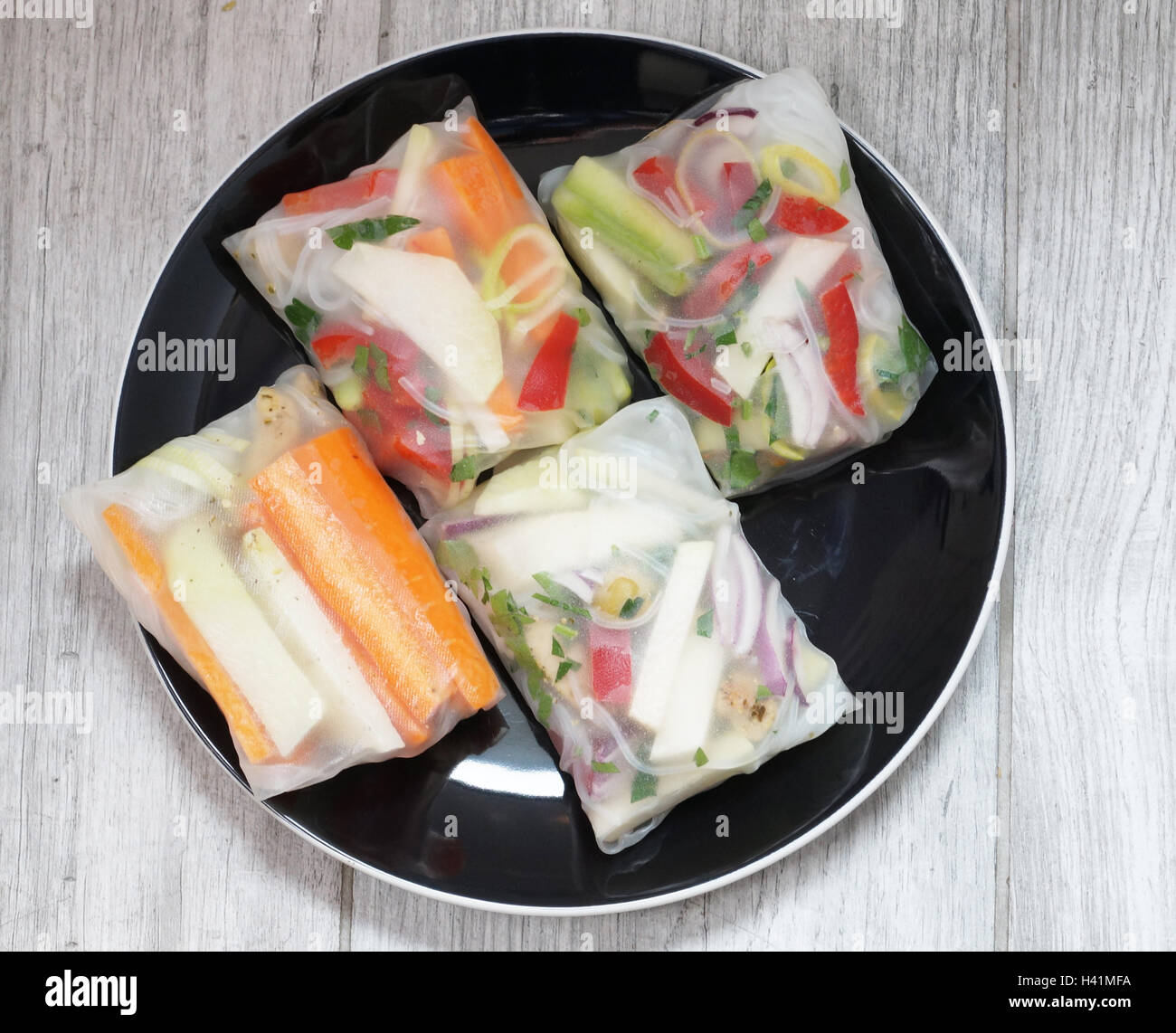 Vegetables spring rolls hi-res stock photography and images - Alamy