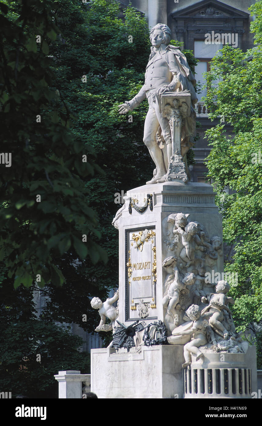 Austria, Vienna, castle garden, Mozart's monument, Europe, capital ...