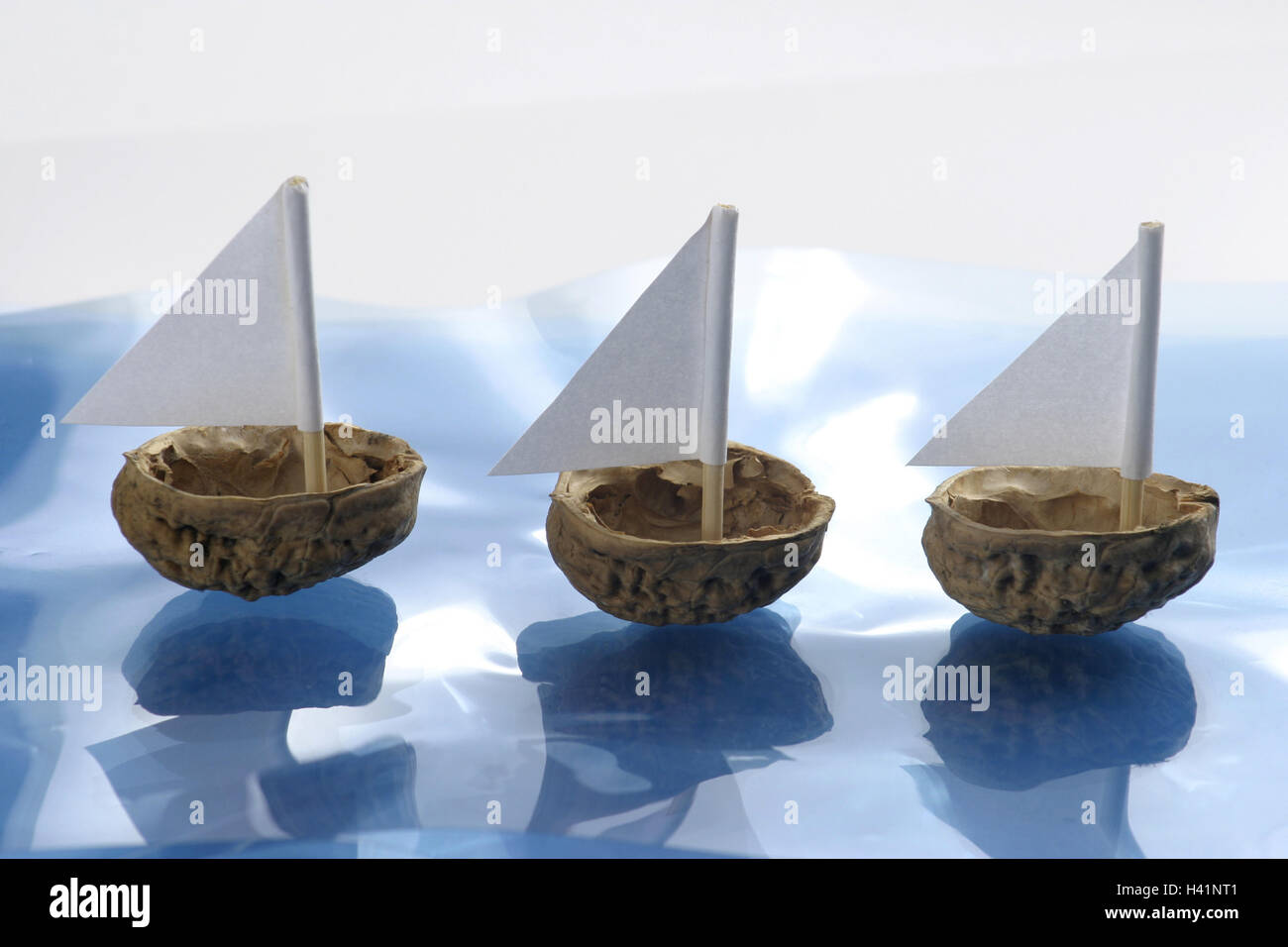 Nutshells, boats, consecutively, "Water" Toy, handicrafts, sailboats ...