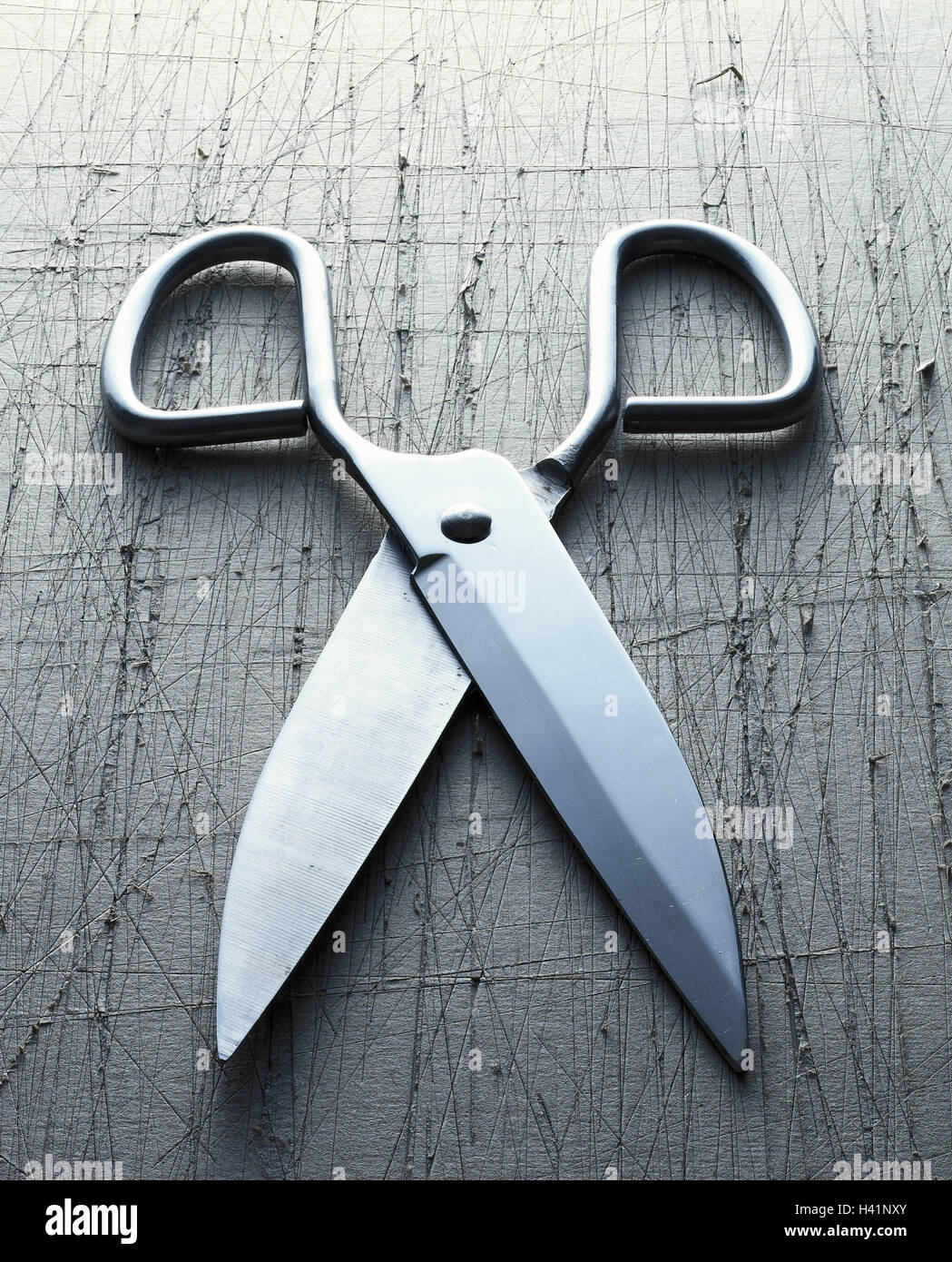 Shear box, scratches, cuts Stock Photo - Alamy