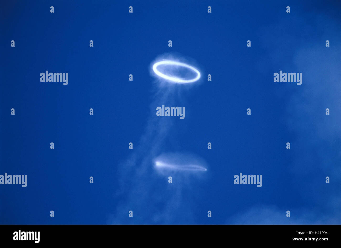 Volcanic smoke rings hi-res stock photography and images - Alamy