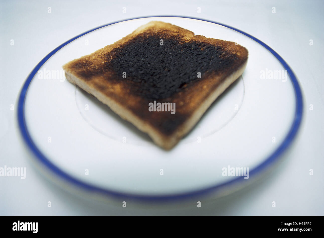 Plates, toast bread, toasted, burnt dessert plate, food, bread, toast ...