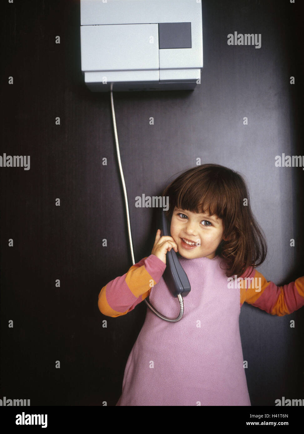 Girls, happy, pay phone, call up, play half portrait, child portrait ...