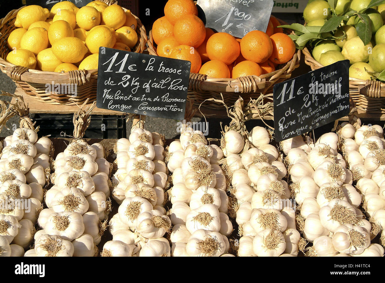 Sales of citrus fruits hi-res stock photography and images - Alamy