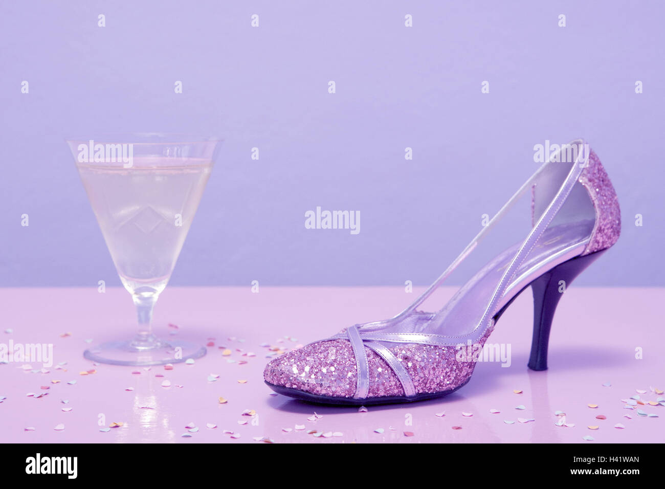 Champagne glass, stiletto, confetti Glass, champagne, beverage, alcohol ...