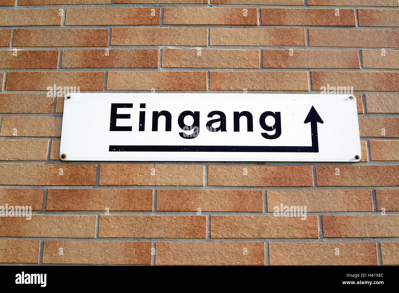 Wall, detail, sign, "input", arrow, input sign, sign, tip, direction ...