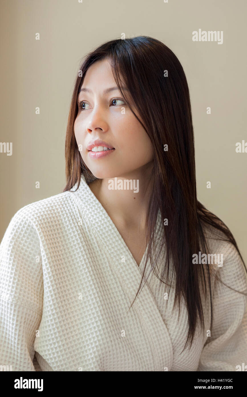 White robe hi-res stock photography and images - Alamy